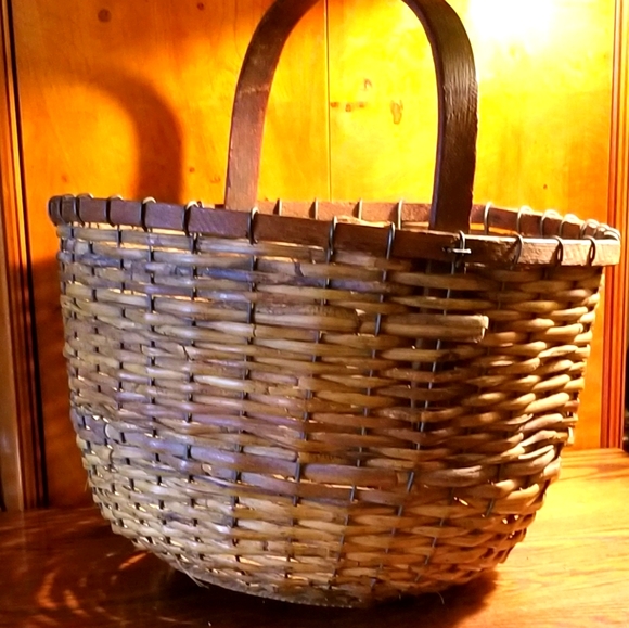 antique Shaker | Accents | 80s Shaker Primitive Oak Splint Bushel ...